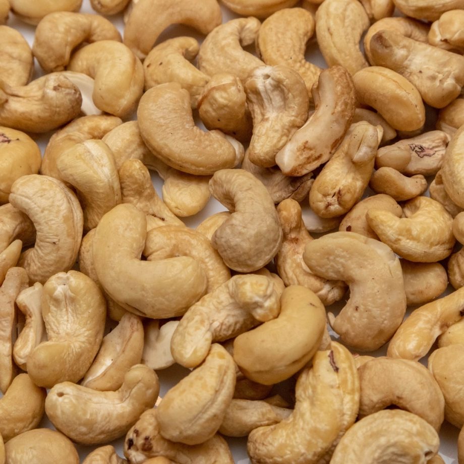 Raw Cashews – Bloom & Veg